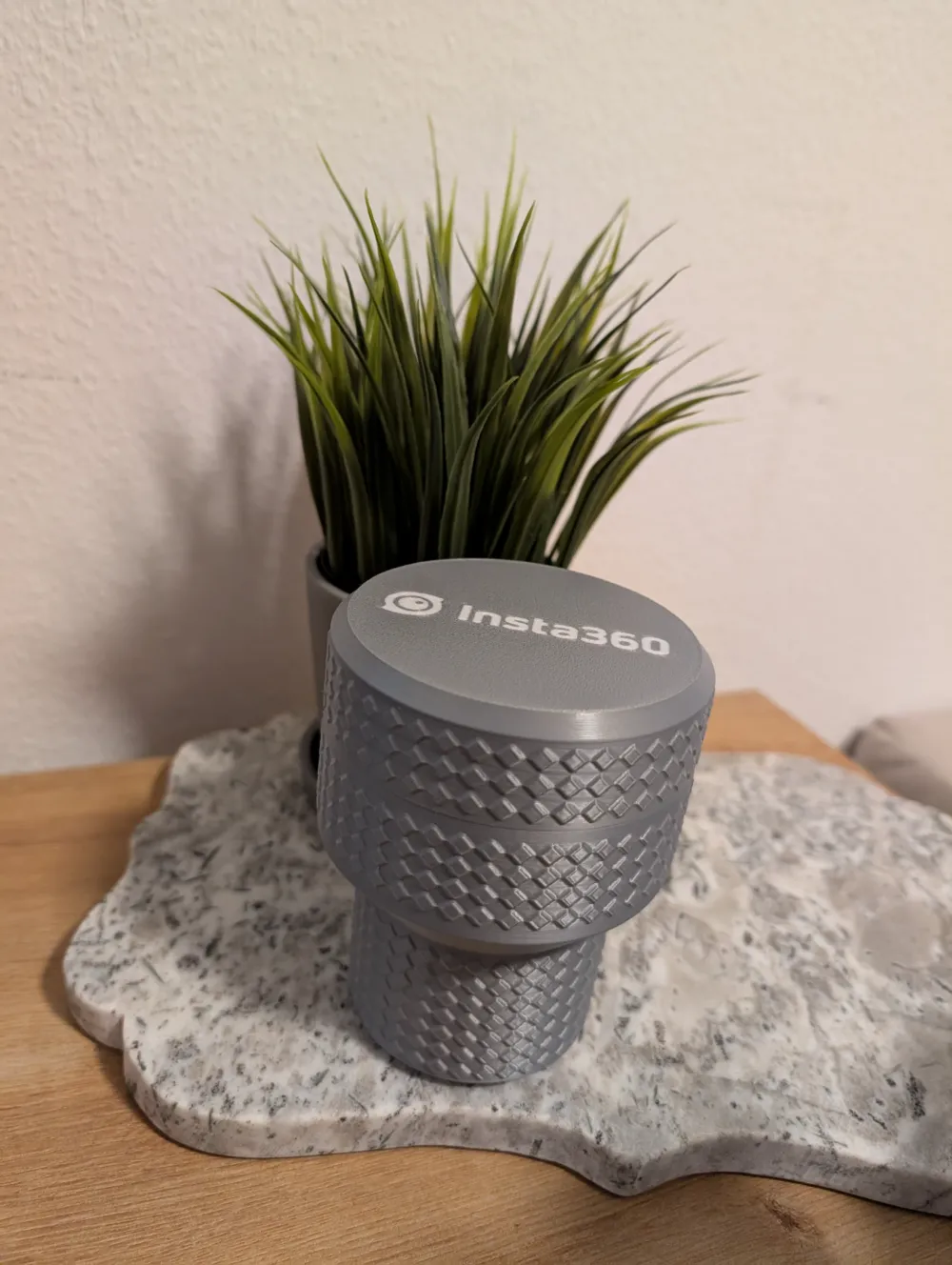 Insta360 X2/X3/X4 - Box Holder Case Mount by 3dprintconst MakerWorld ...