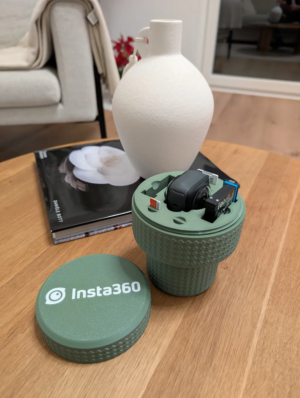 Insta360 X2/X3/X4 - Box Holder Case Mount by 3dprintconst MakerWorld ...