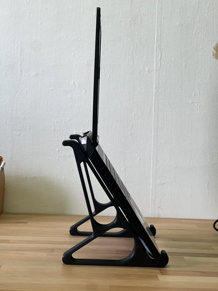 Vertical laptop stand with two height options - Free 3D Print Model ...