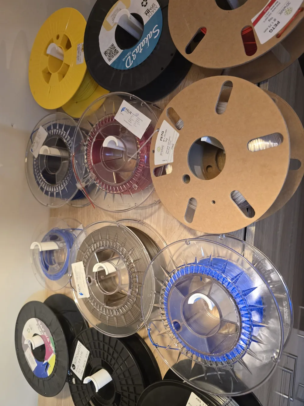 Wall mounted filament spool holder for 1kg spool - Free 3D Print Model ...