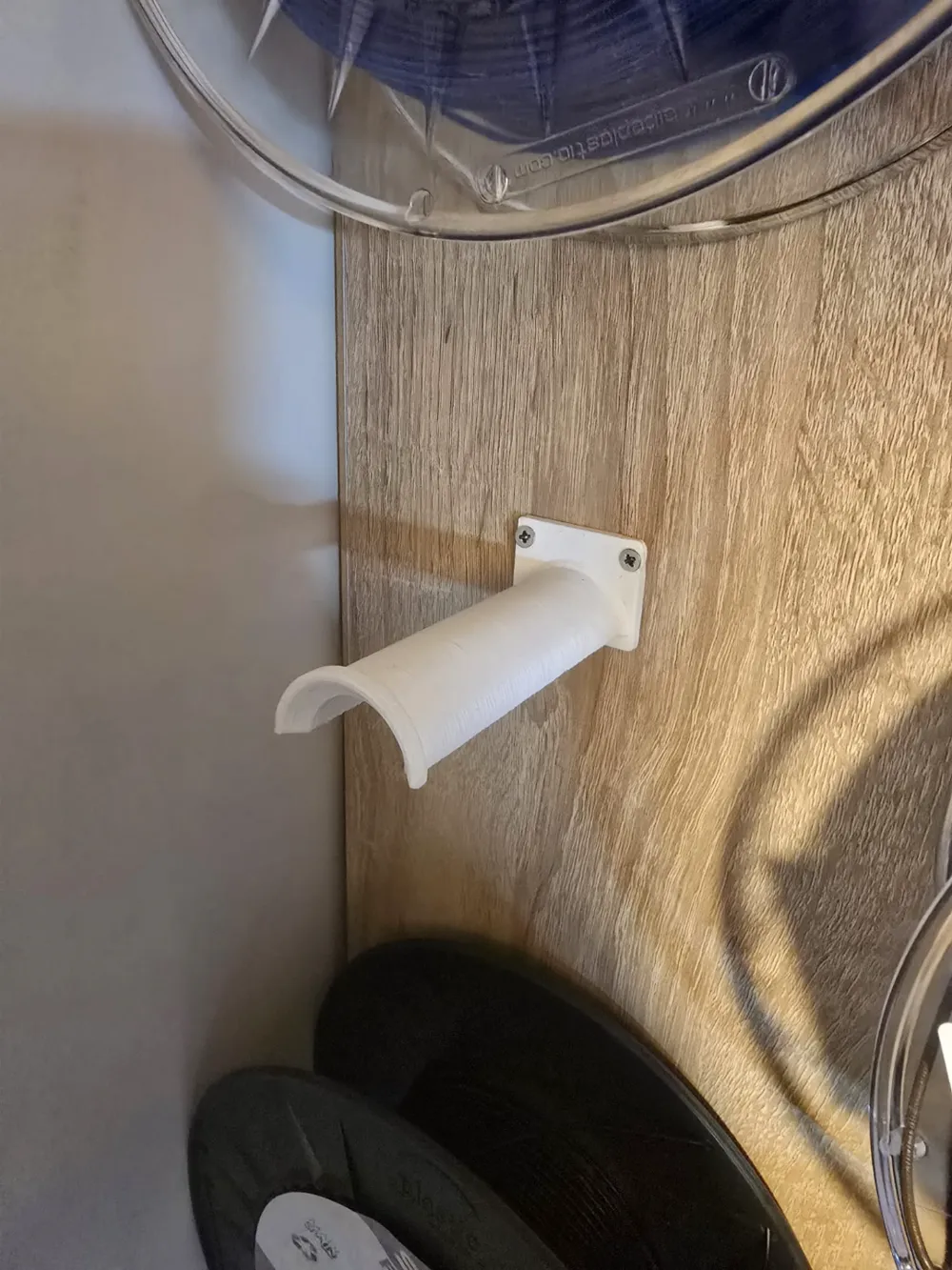 Wall mounted filament spool holder for 1kg spool - Free 3D Print Model ...