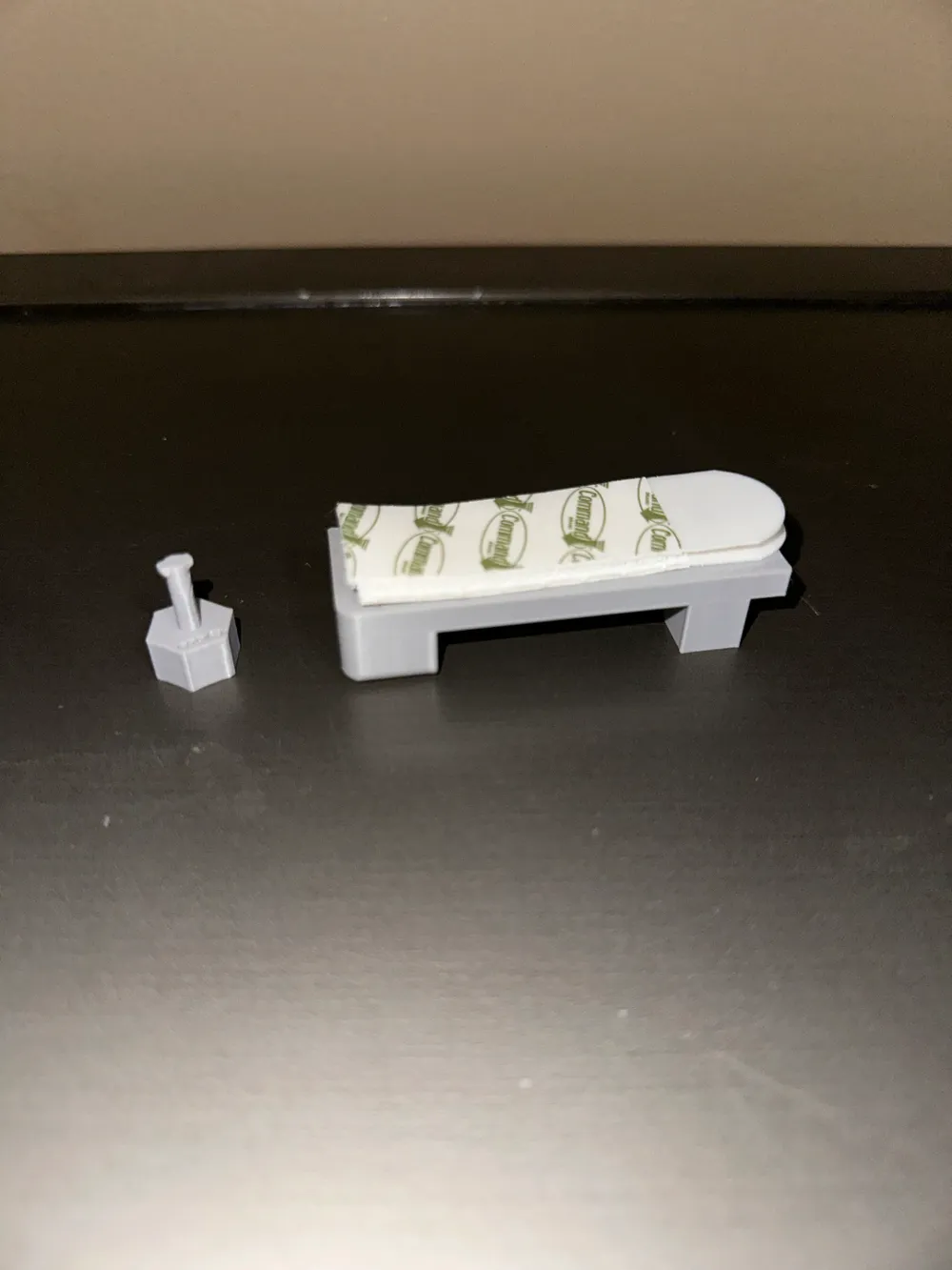 Ikea Skadis - tool-less mount with command strips by user_342039333 ...