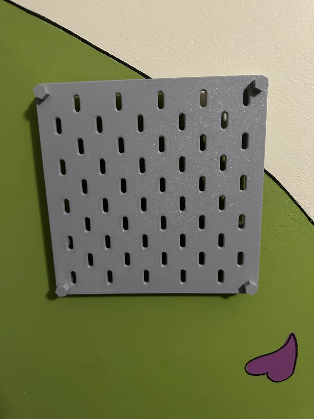 Ikea Skadis - tool-less mount with command strips by user_342039333 ...