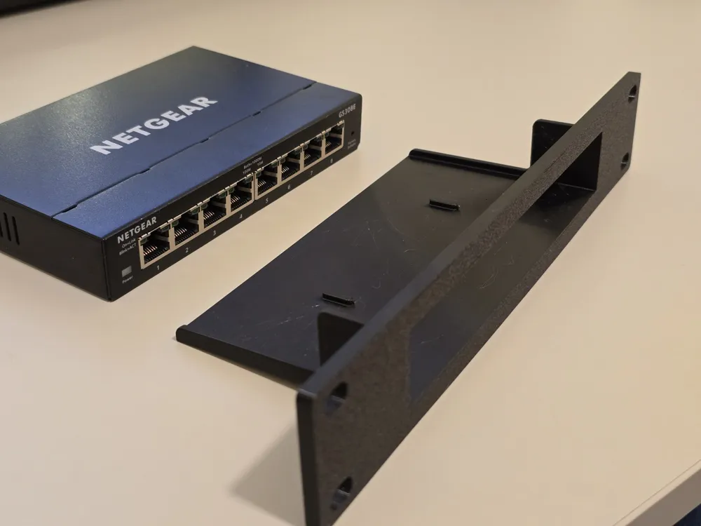 NETGEAR GS308E screwless 10-inch rack mount - Free 3D Print Model ...
