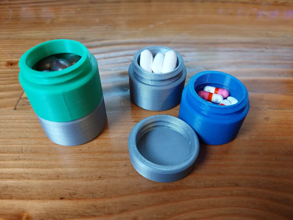 Stackable Threaded Cups by SDK_3DS MakerWorld: Download Free 3D Models