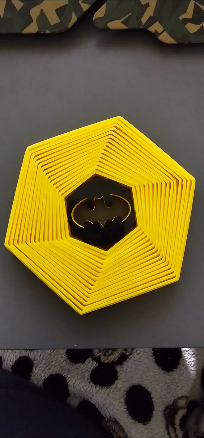 batman hex gyro spinner by MarsdenZ3D - MakerWorld