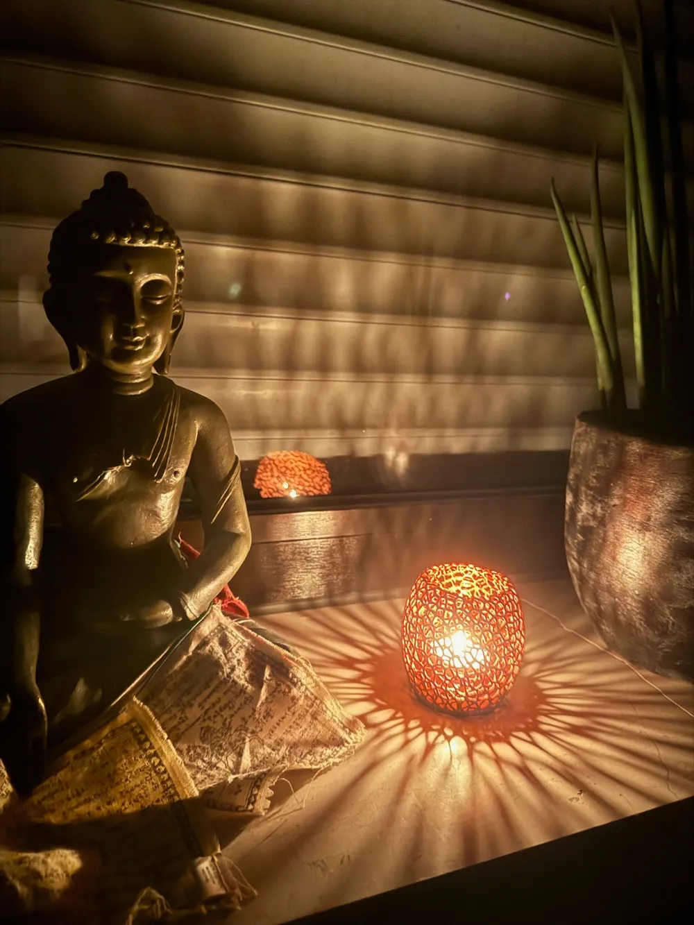 Modern tealight holder - Free 3D Print Model - MakerWorld