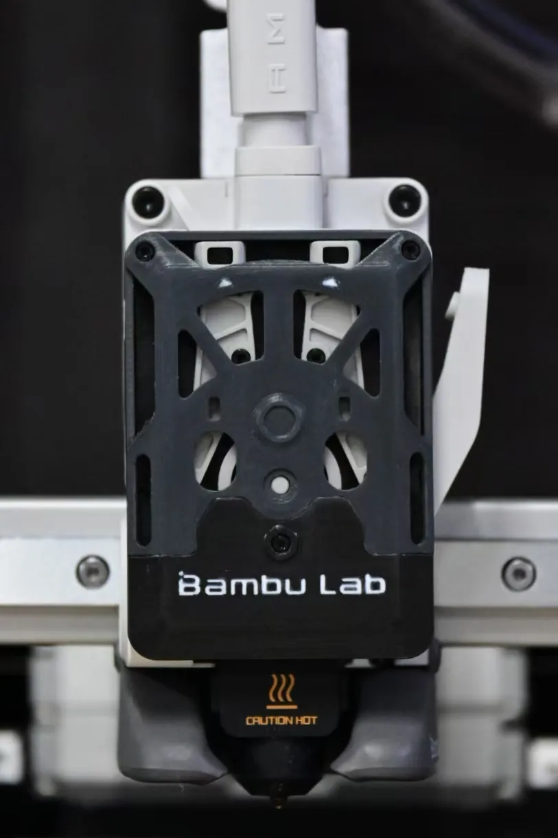 用于A系列的H2D风格工具头前盖（适配A1/A1mini） 来自 Amooos MakerWorld：免费下载 3D 模型