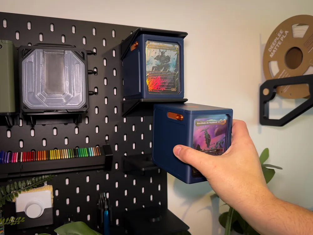 SKADIS Shelf for MTG Commander Deck Box – Lockable - Free 3D Print ...