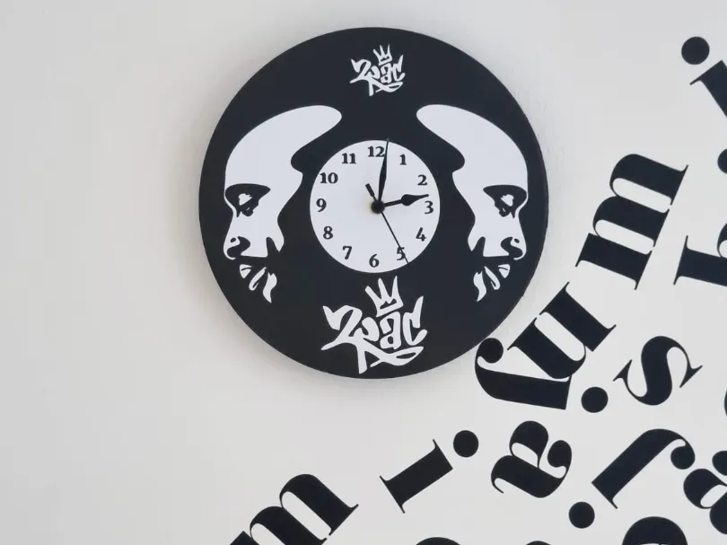 Uhr Clock 2 Pac Makaveli Tupac Shakur by Plotterbilly - MakerWorld