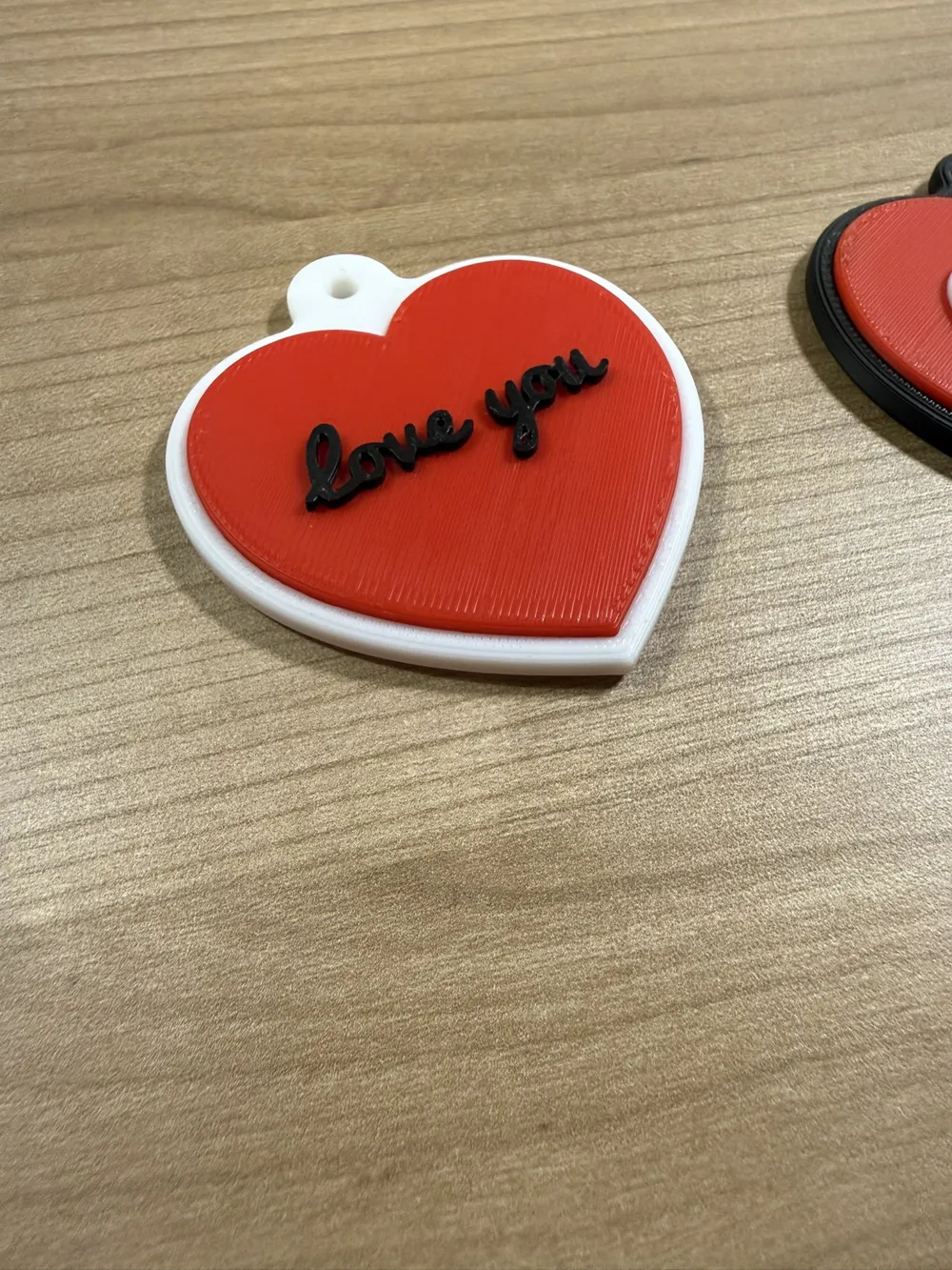 Heart Keychain – Customizable Heart with Text - Free 3D Print Model ...