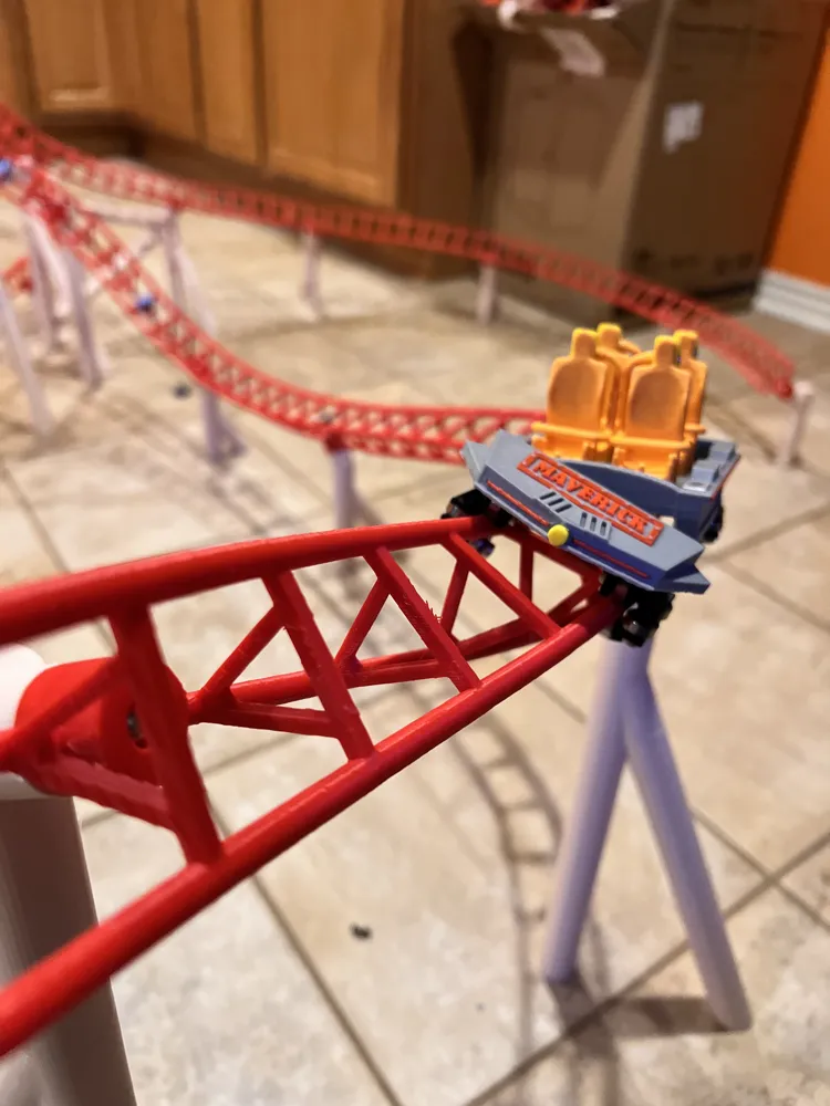 Tren Maverick - Modelo de impresión 3D gratuito - MakerWorld