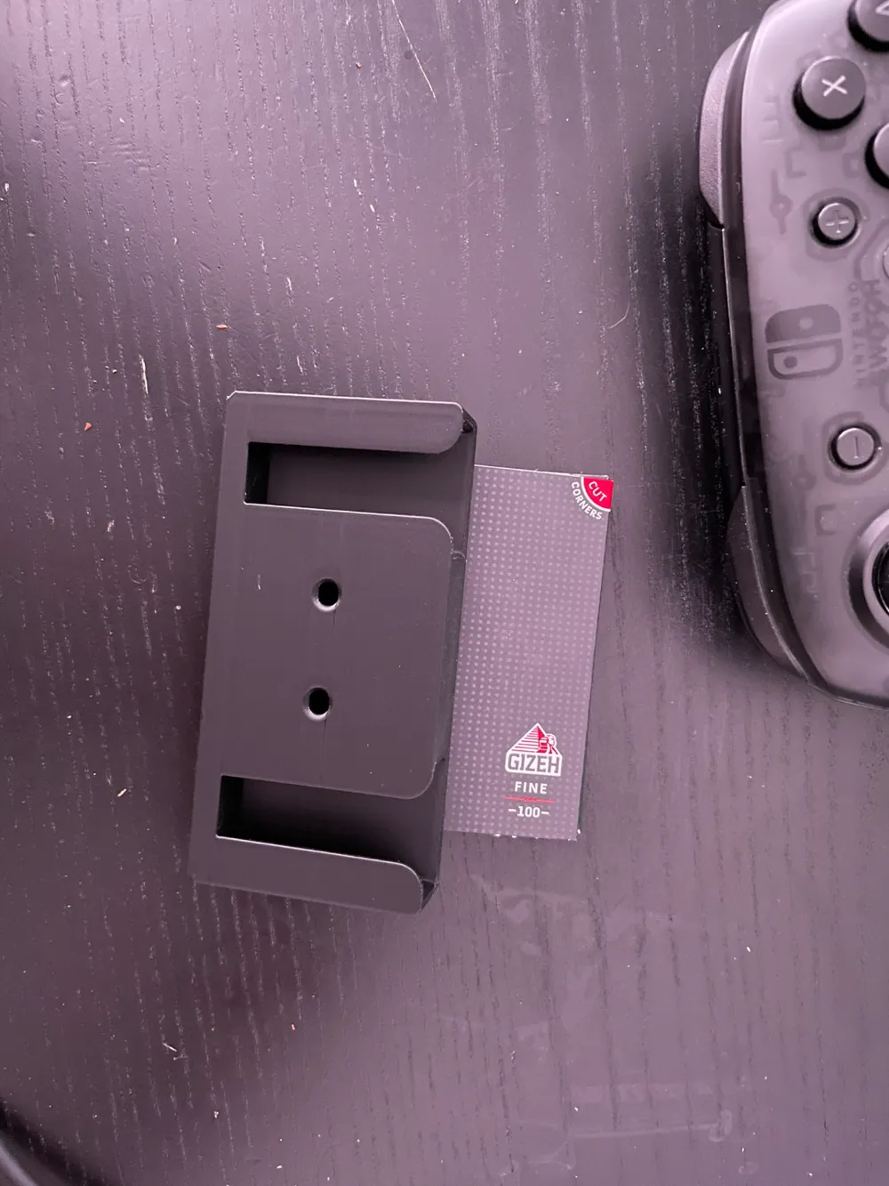 Switch Pro Controller Holder Remixed by Enix1337 - MakerWorld