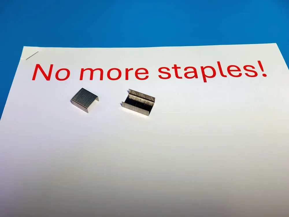 Paper Clamp - replaces staples! by Phil Caruso MakerWorld: Download ...