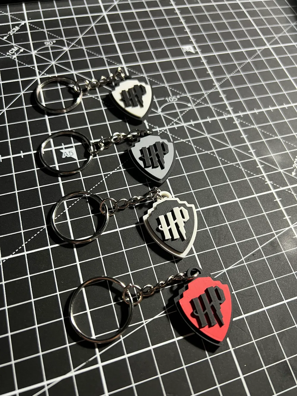 Keychain Harry Potter - Hogwarts Houses and Colors by Vorish 3D ...