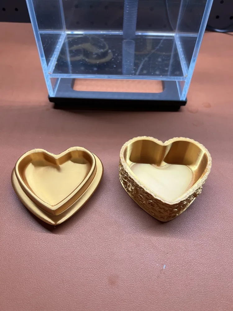 Heart-shaped rose embossed jewelry box - Free 3D Print Model - MakerWorld