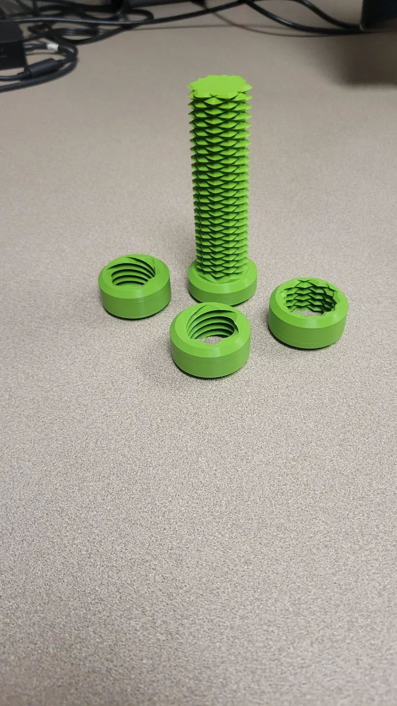 Two Way Screw with Bi directional Nut Remixed by LKreations - MakerWorld