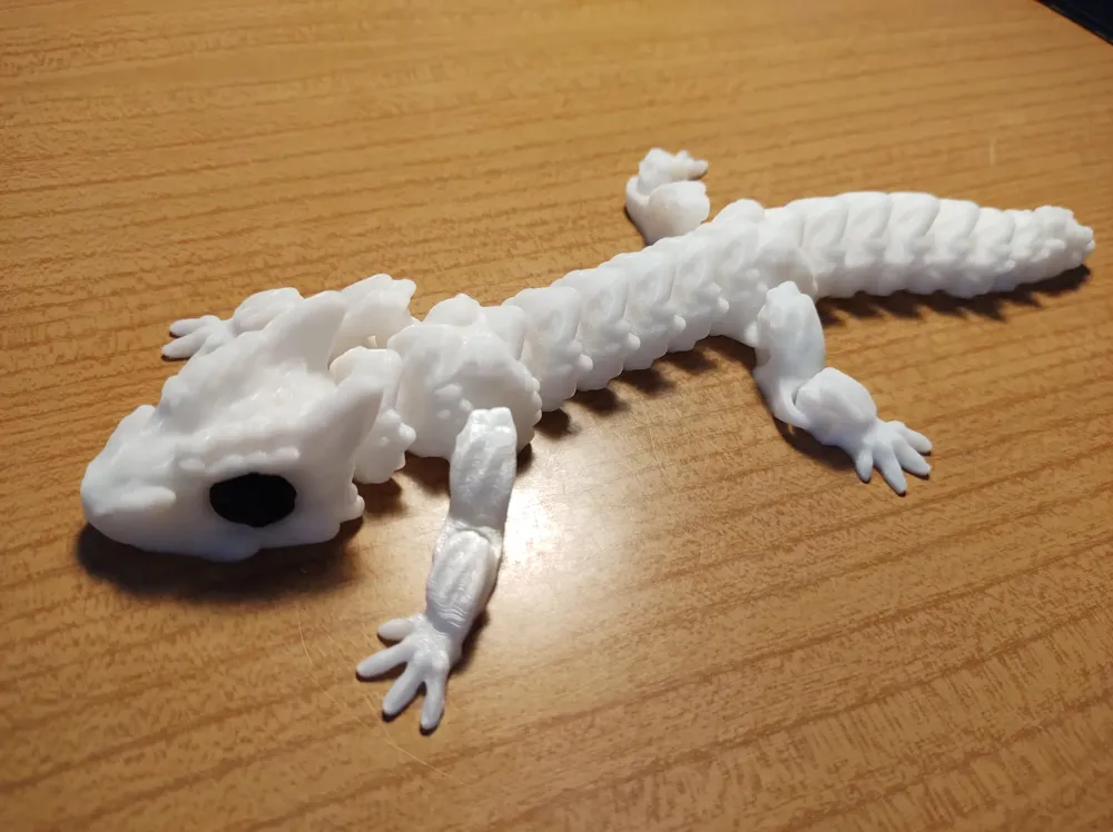 Cute articulated dragon by Pejdro MakerWorld: Download Free 3D Models
