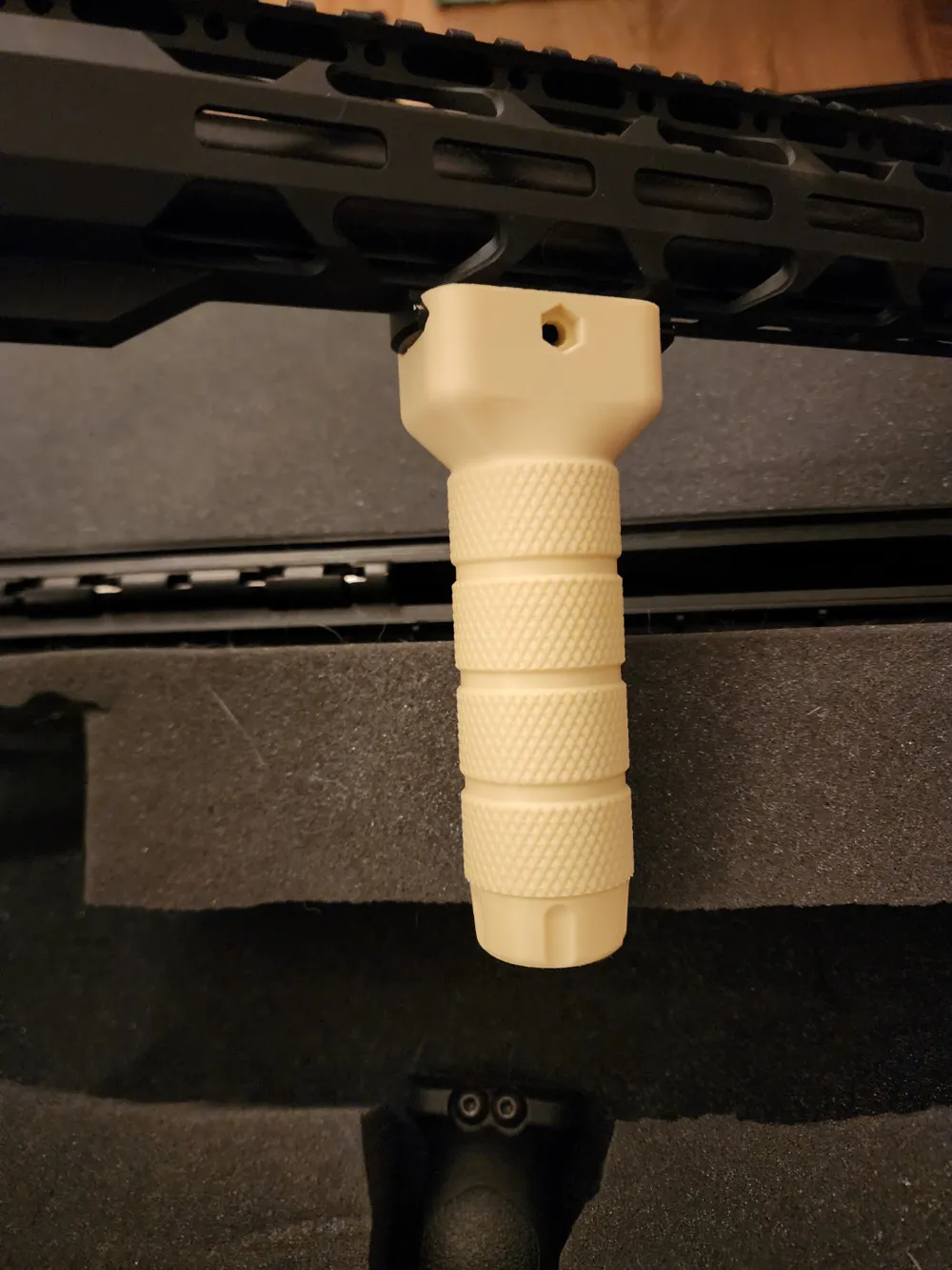 Picatinny Vertical Foregrip - Free 3D Print Model - MakerWorld