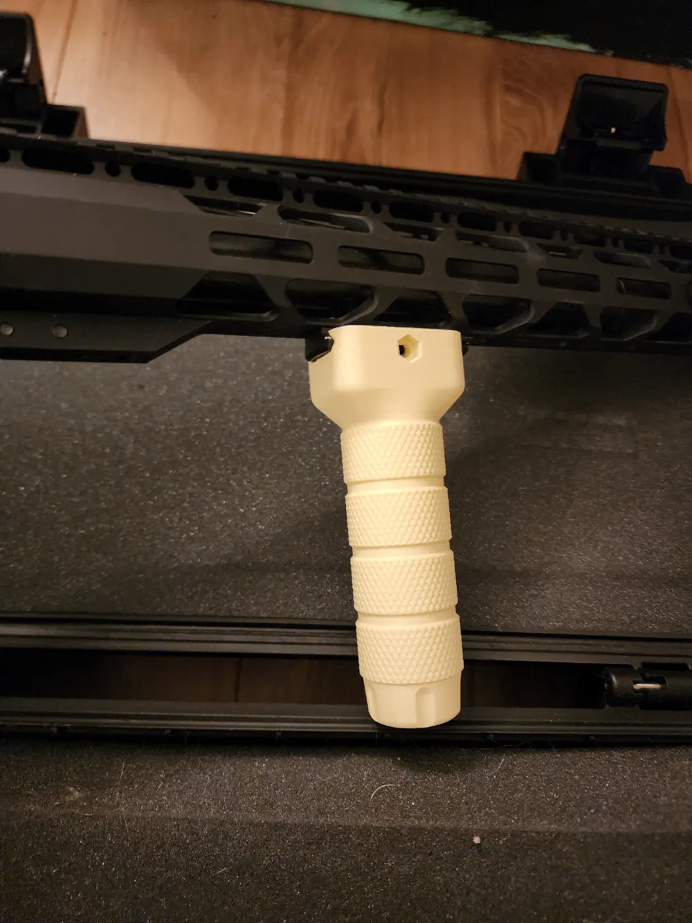 Picatinny Vertical Foregrip by GravyRobber MakerWorld: Download Free 3D ...