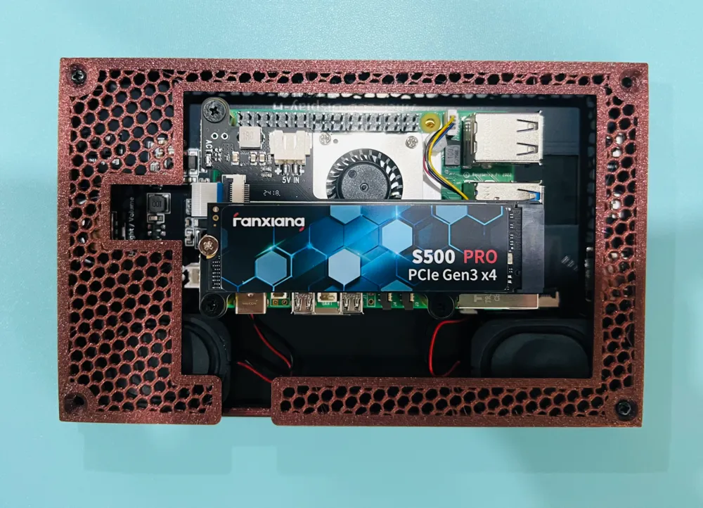 Case for iPistBit 7 Inch Touch Screen Raspberry Pi by Siam3D MakerWorld ...