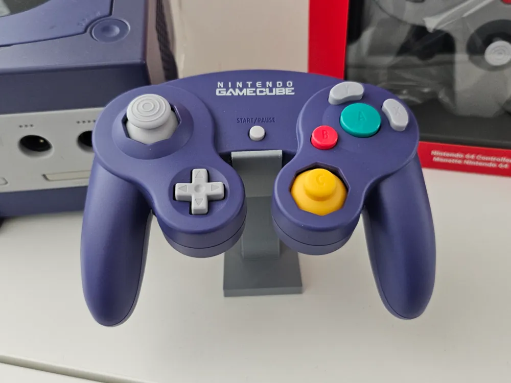 Nintendo GameCube (Switch 2) controller stand - Free 3D Print Model ...