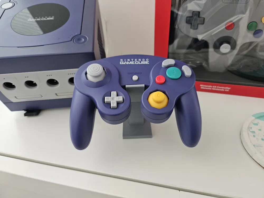 Nintendo GameCube (Switch 2) controller stand by ershared MakerWorld ...