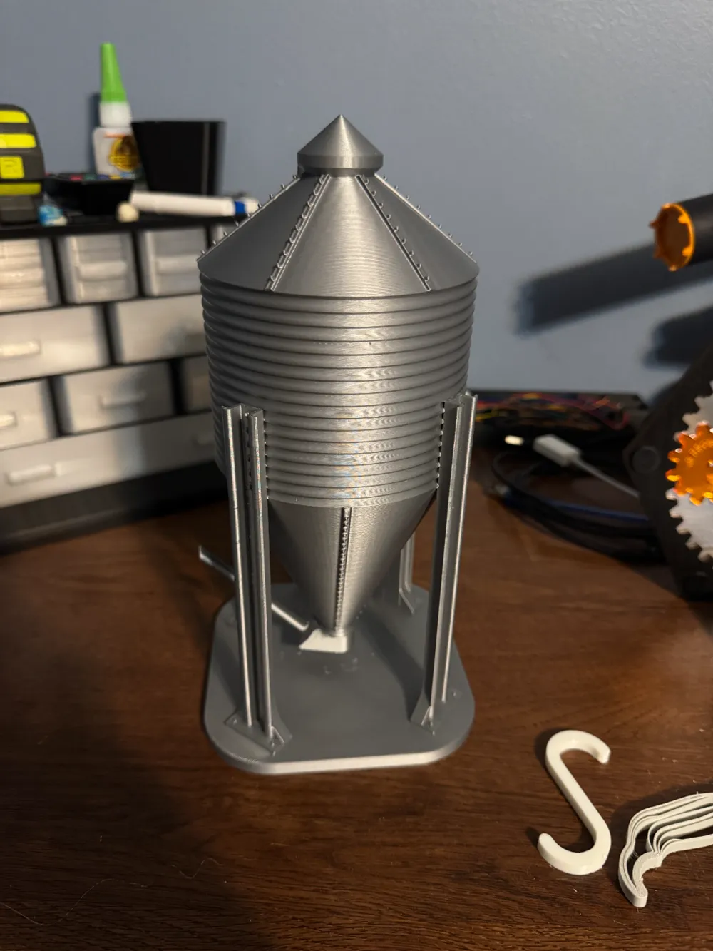 Grain silo by PrintedByJohn MakerWorld: Download Free 3D Models