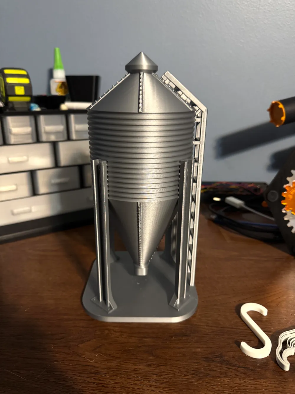 Grain silo - Free 3D Print Model - MakerWorld