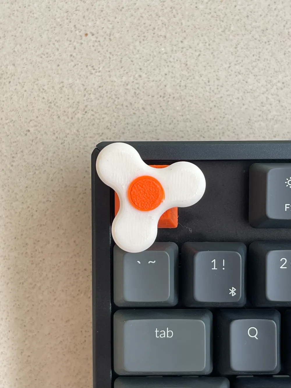 Fidget Key - All plastic Keycap Fidget Spinner by MaxM MakerWorld ...