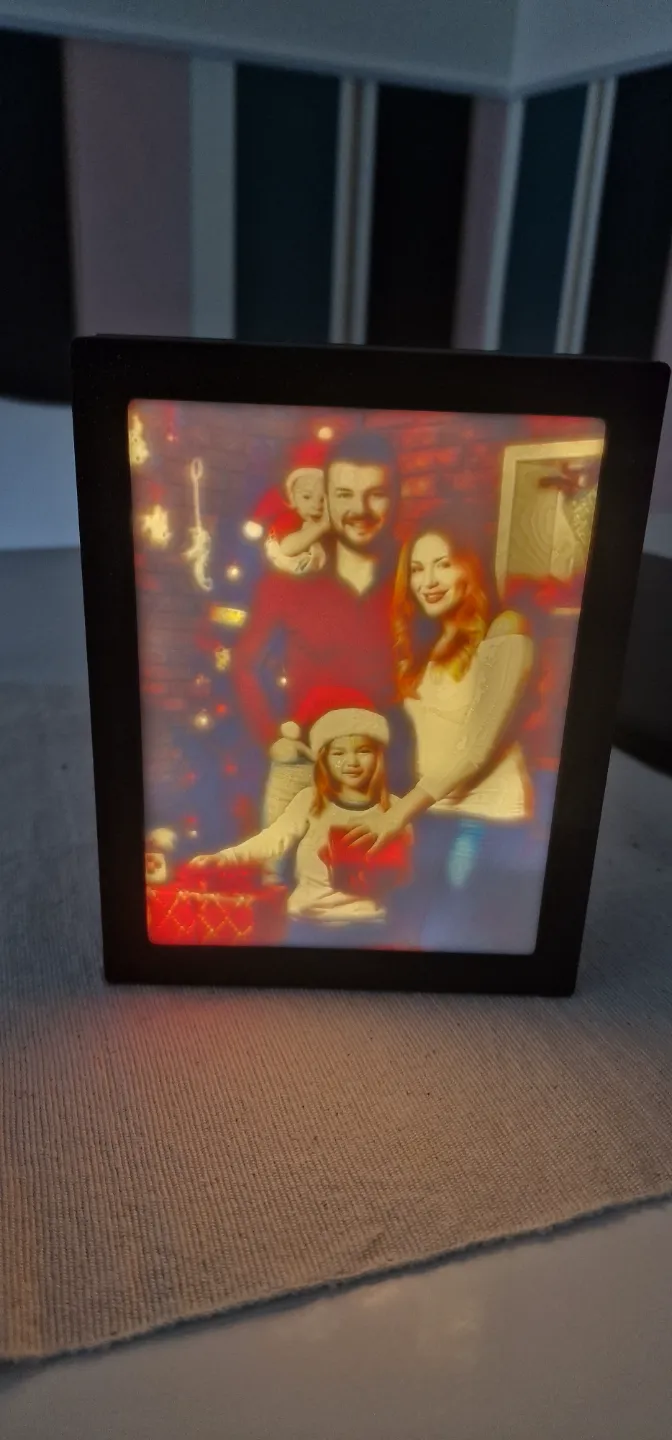 Lithophane LED Strip Frame V2 with Battery Compartment by HR-MakerFactory - MakerWorld