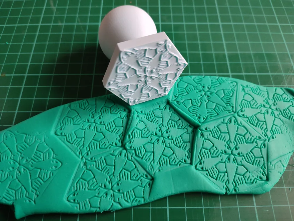 M. C. Escher Tesselating Fish Stamp by AP3X Design - MakerWorld