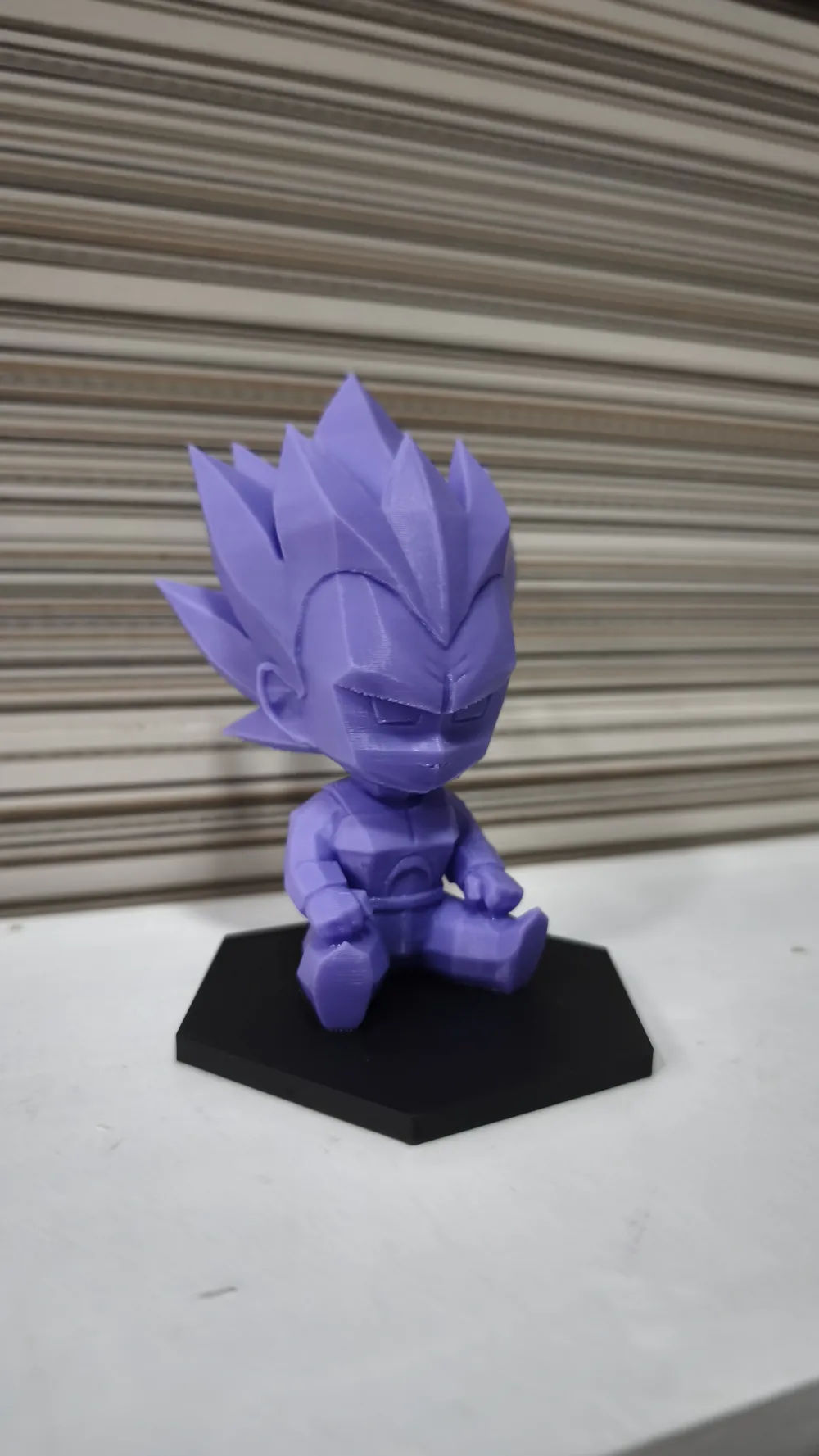 Vegeta Low Poly - Free 3D Print Model - MakerWorld