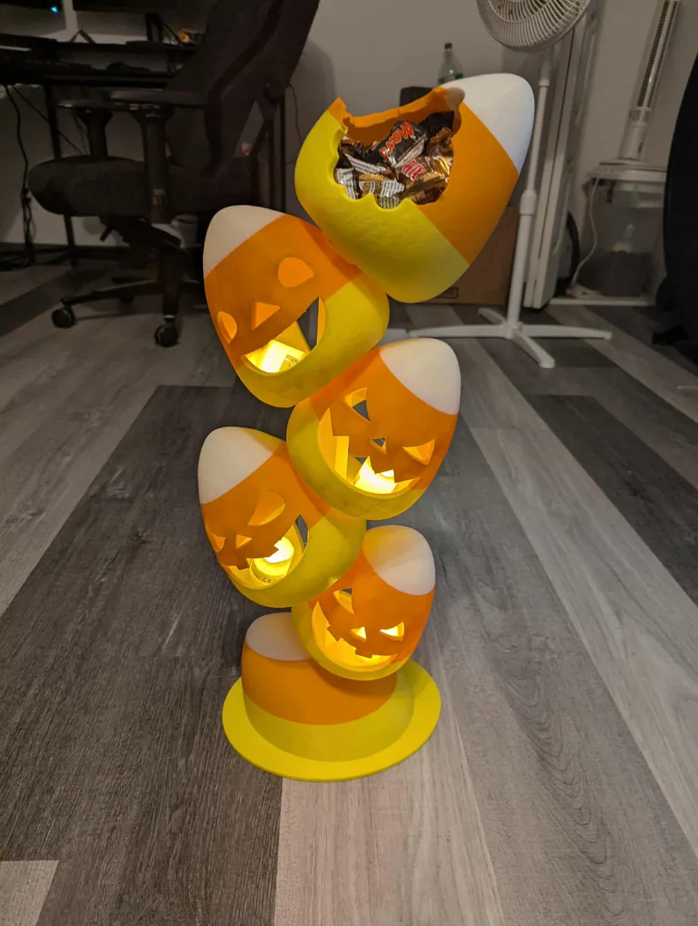 Stacked Candy Corn Jack-O’-Lantern candy dishTower - Free 3D Print ...
