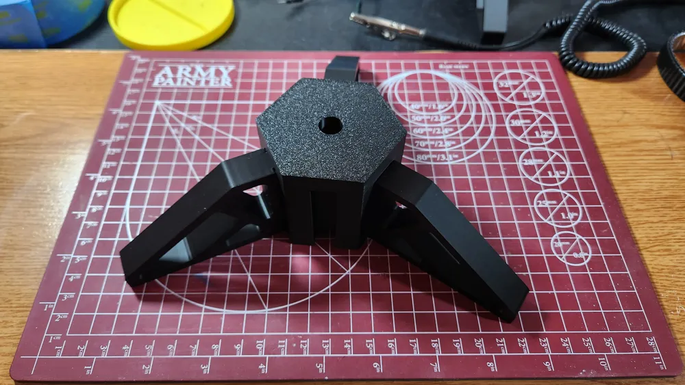 Model Rocket Display Stand (Base and Legs) by DrnkenR0bot MakerWorld ...