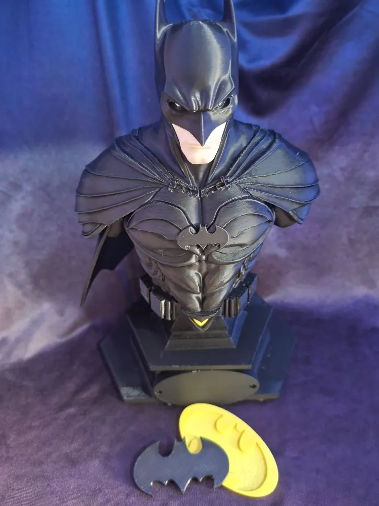 Batman Dark Knight Bust detailed Multi-Part Bust - Free 3D Print Model ...
