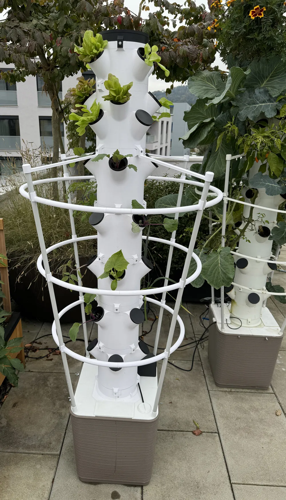 Vertical Garden - Large Hydroponic Vegetable Tower by Structales ...
