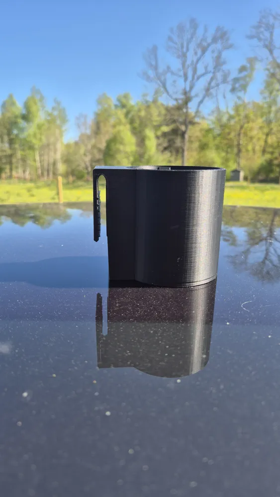 Clip-On Car Holder – Polestar 2 & Universal - Free 3D Print Model ...