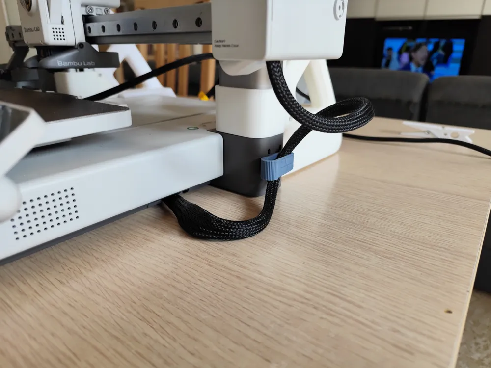 A1 cable guide by 3DFilippo - MakerWorld