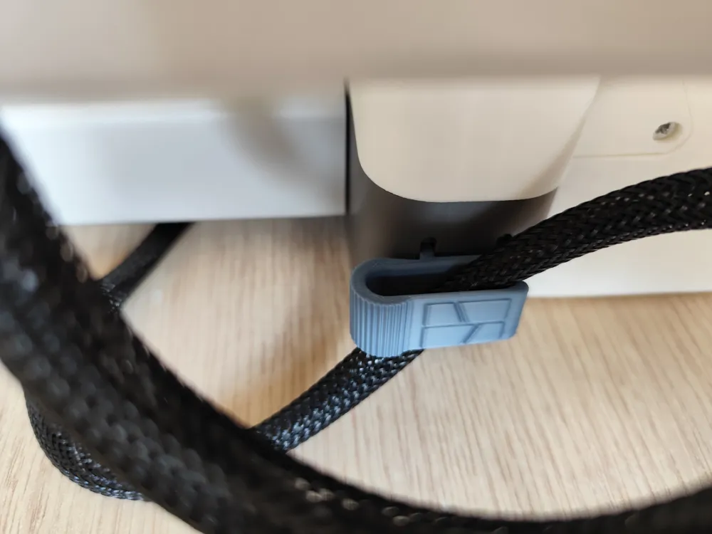 A1 cable guide by 3DFilippo - MakerWorld