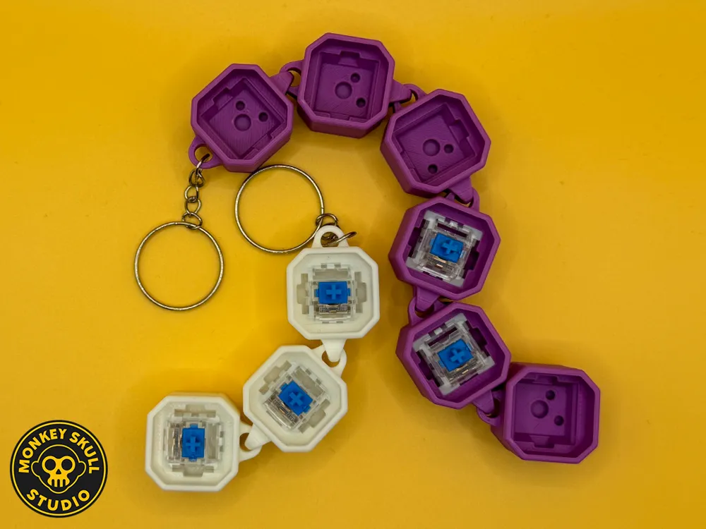 Flexi Keycap Clicker Fidget Keychain - Free 3D Print Model - MakerWorld