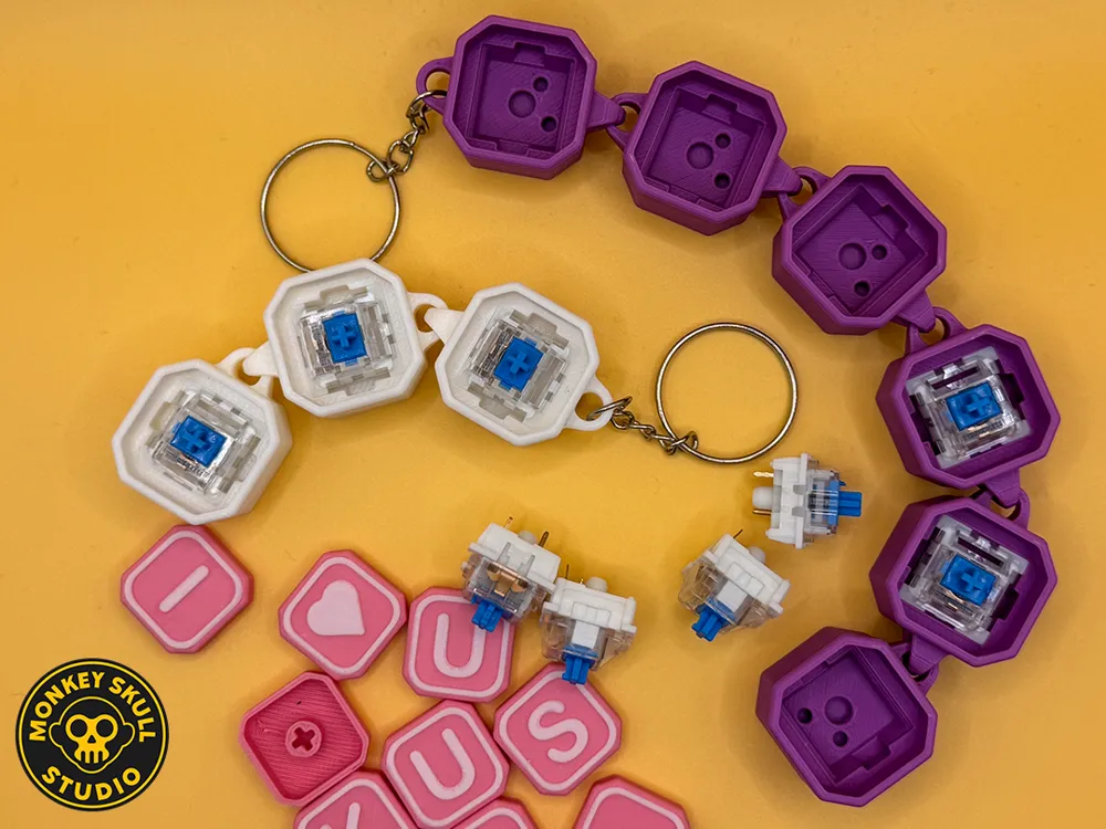 Flexi Keycap Clicker Fidget Keychain - Free 3D Print Model - MakerWorld