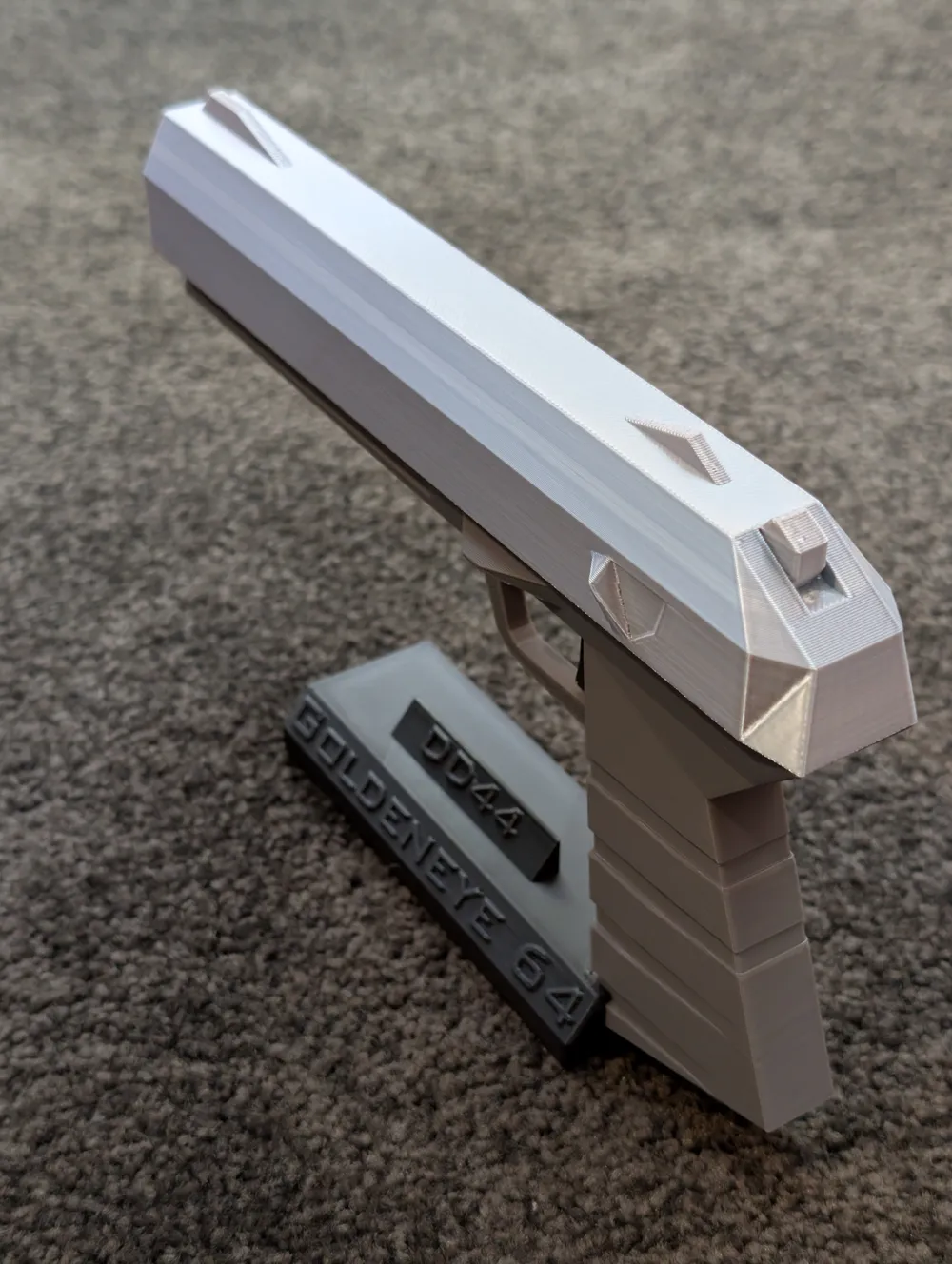 Goldeneye 007 64 - Dostovei DD44 Prop Replica by Arniel86 MakerWorld ...