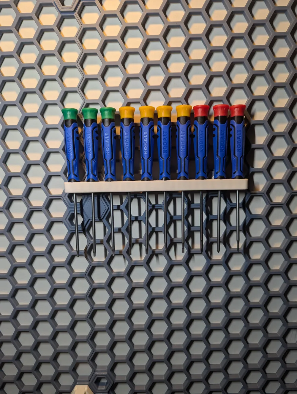 HSW Holder for a Set of Precision Screwdrivers by Wile E. 3D - MakerWorld