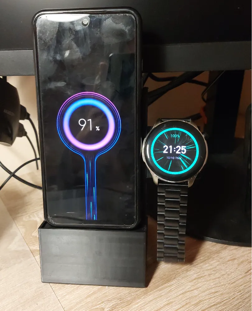 Phone and Smartwatch Stand with Integrated Charging by saso6 - MakerWorld