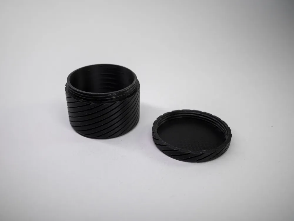 Reisebehälter für Kosmetika - Lotion Creme Box – Kostenloses 3D ...