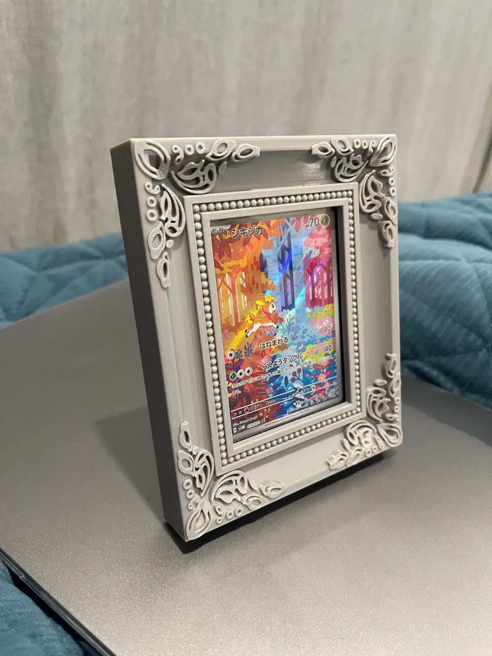 Ornate 35pt Trading Card One Touch Frame - Free 3D Print Model - MakerWorld
