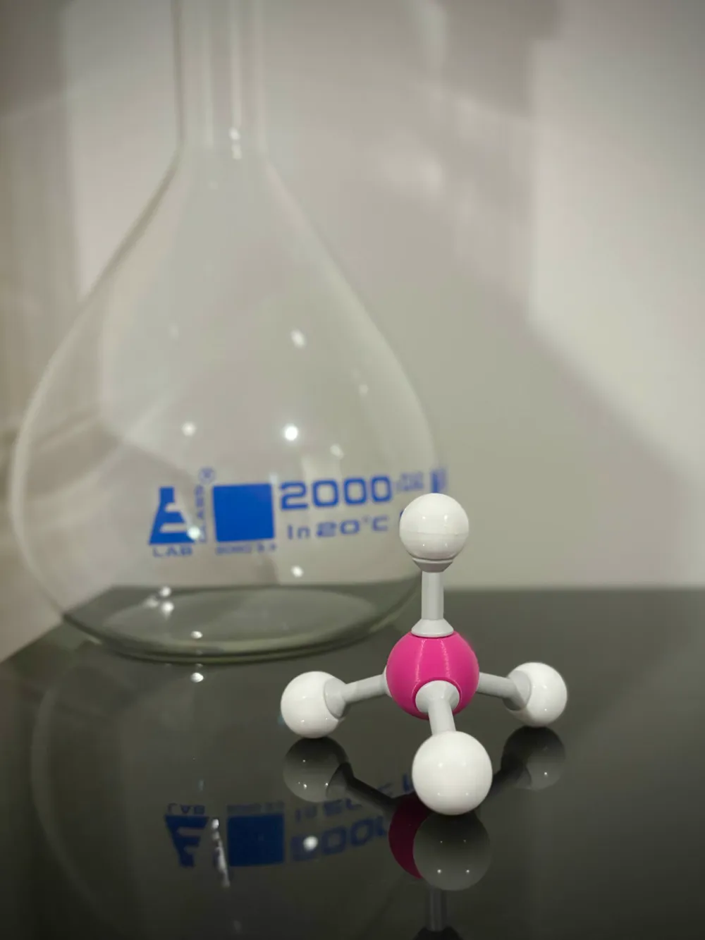 Molymod-Compatible Atom: Tetrahedral (23 mm) by Hwangers - MakerWorld