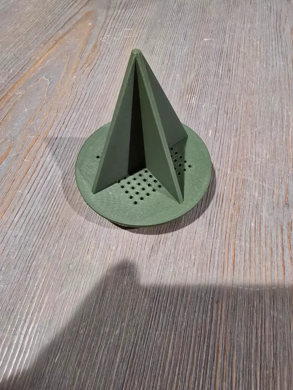 Moss Pole - Extendable Version - Free 3D Print Model - MakerWorld