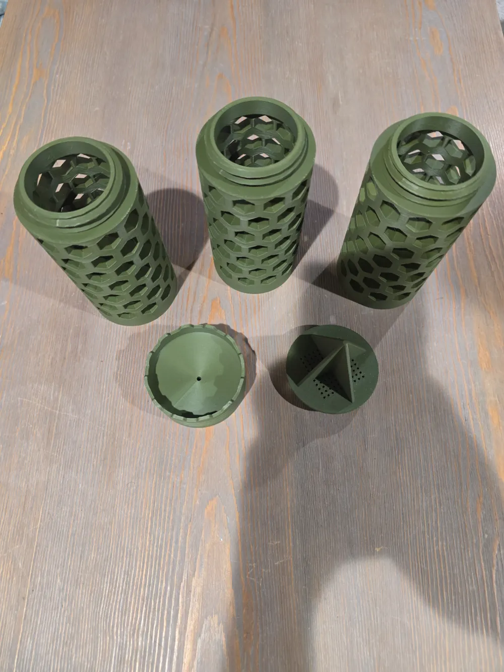 Moss Pole - Extendable Version - Free 3D Print Model - MakerWorld